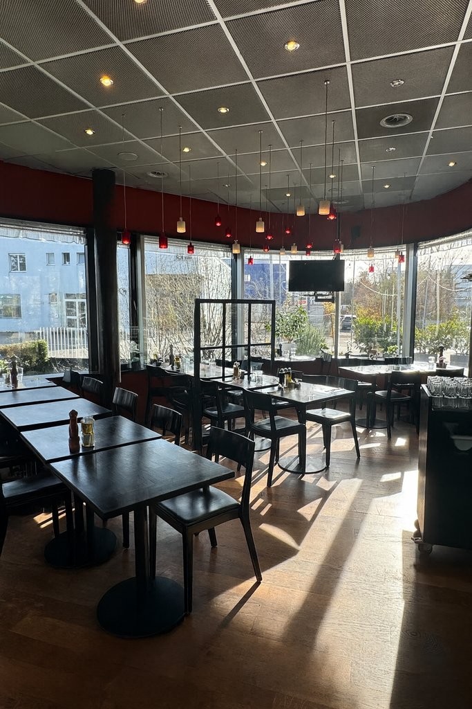 80m² restaurant à louer à Dietlikon - Flatfox